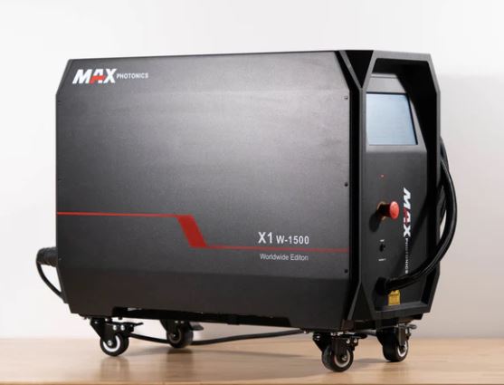 POSTE A SOUDER LASER 1500W - Conso Metal